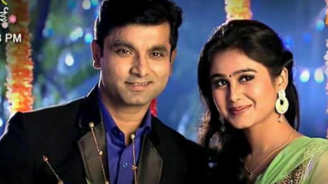 Mrunal Dusanis And Chinmay Mandlekar